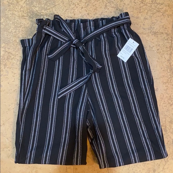 Bealls | Pants & Jumpsuits | Bealls High Waisted Pants | Poshmark
